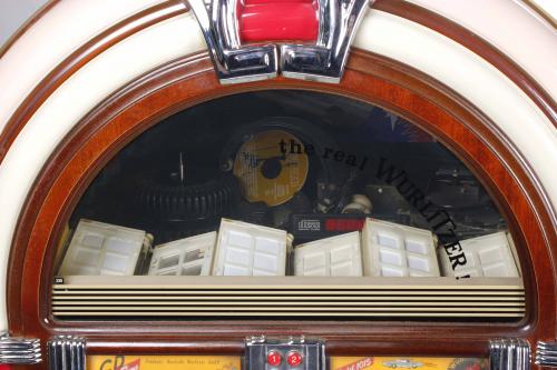 GERMAN RECORD PLAYER MODEL JUKEBOX WURLITZER 1015, CIRCA 1985,