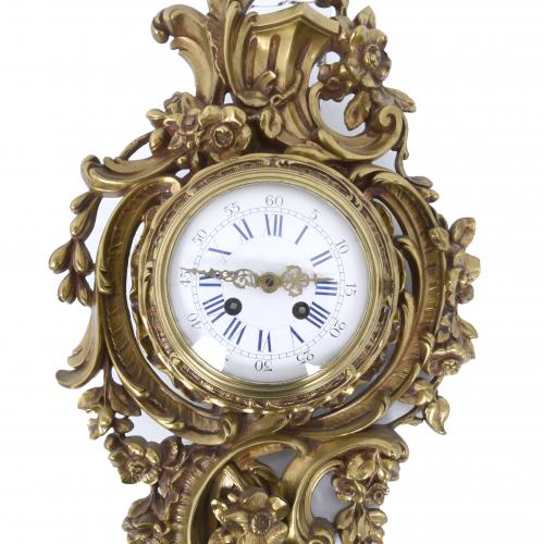 RELOJ FRANCÉS EN CARTEL ESTILO LUIS XV, MED. SIGLO XX.,