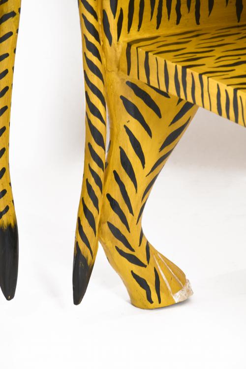 PAREJA DE SILLONES TIGER BENCH, SIGLO XX.,